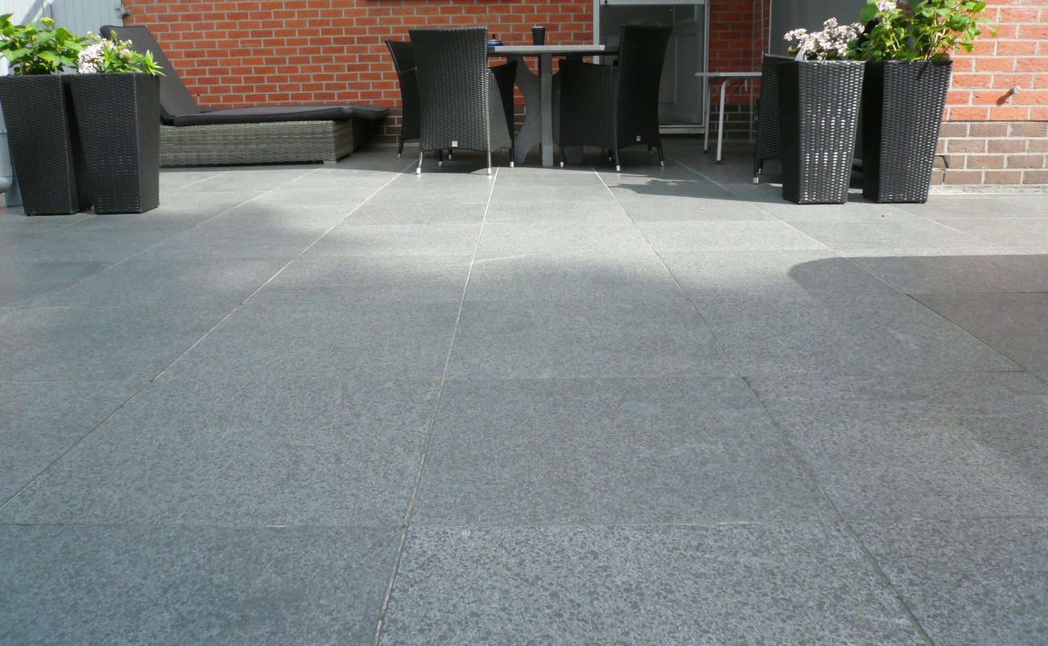 Blauwe steen Terras om van te dromen! De Wandeleer Natuursteen